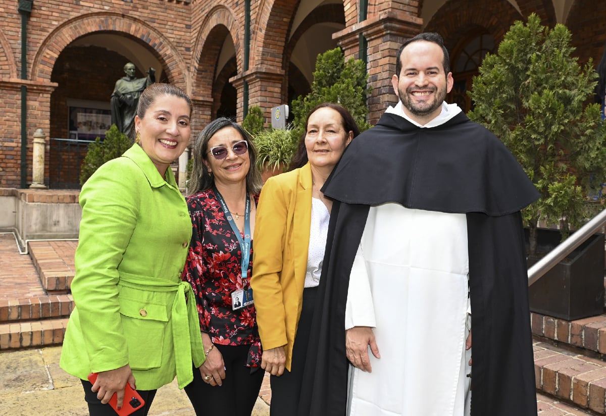 Fray Álvaro José Arango Restrepo, O.P., se posesiona como nuevo Rector ...